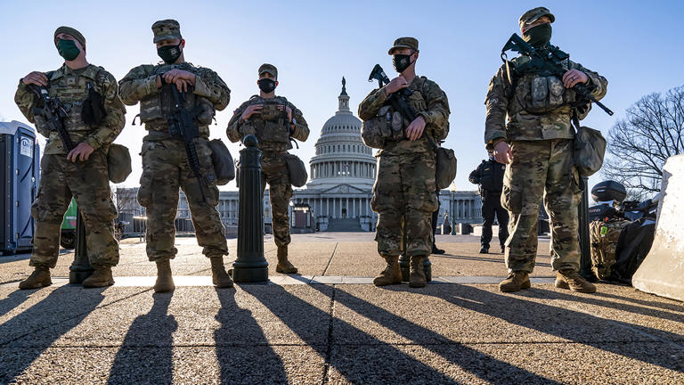 National Guard troops arrive in DC, federal agents seen after Trump's police takeover