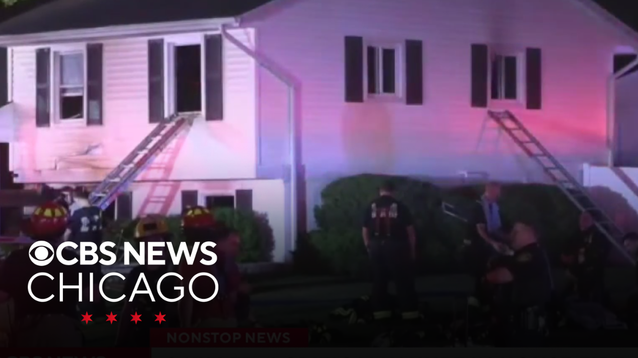 Streamwood house fire leaves 2 dead, 1 in critical condition