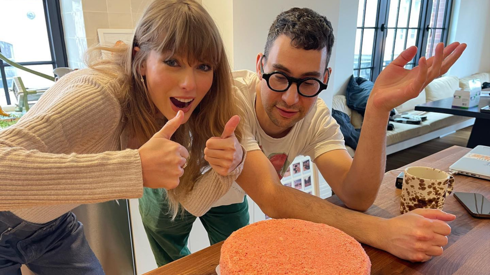 Taylor Swift's 'The Life of a Show Girl' Leaked? Alleged Full Tracklist ...