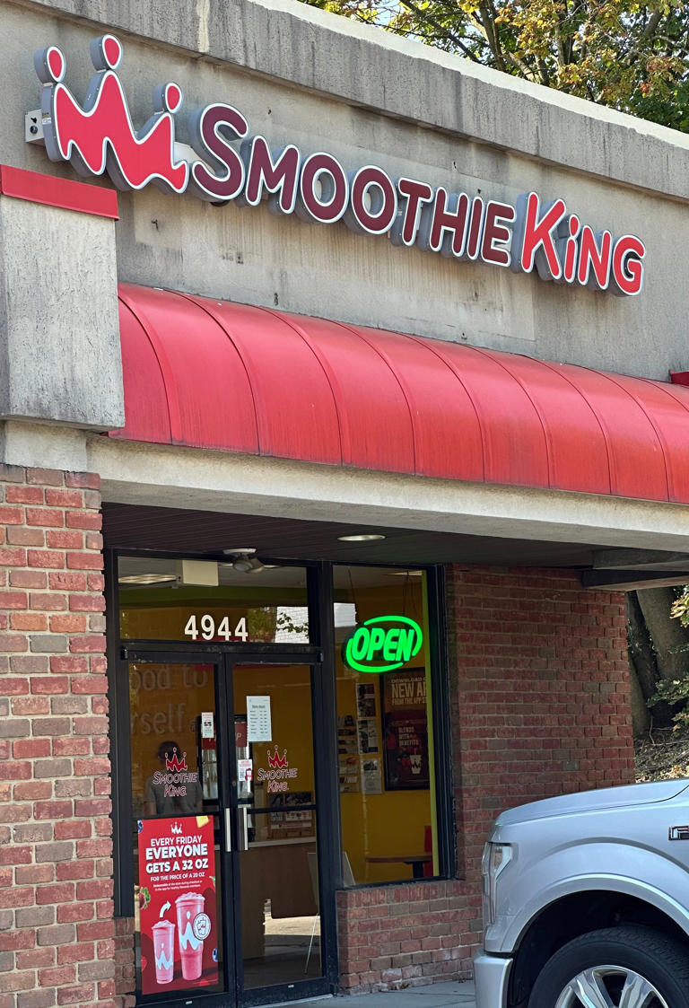 We tried the Heinz Ketchup Smoothie so you don't have to. (But you should!)