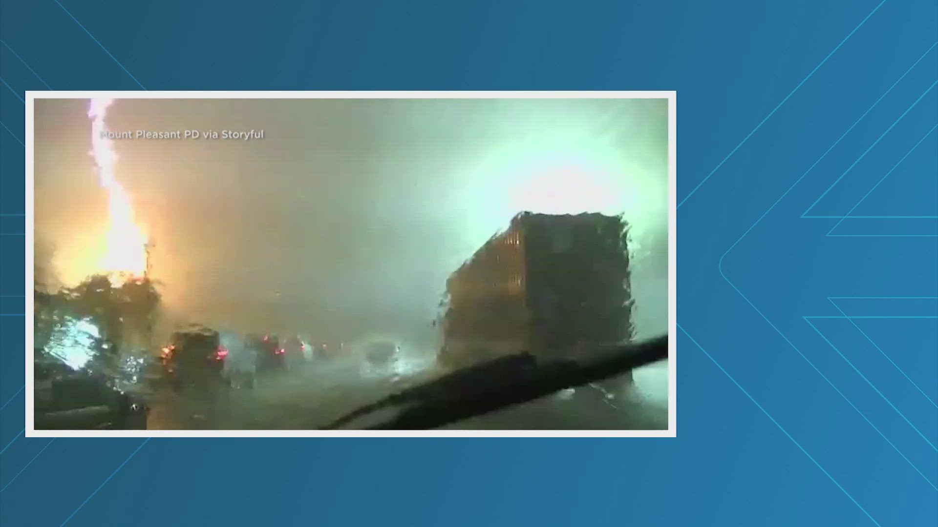 Lightning strike explodes transformer in stunning dashcam video