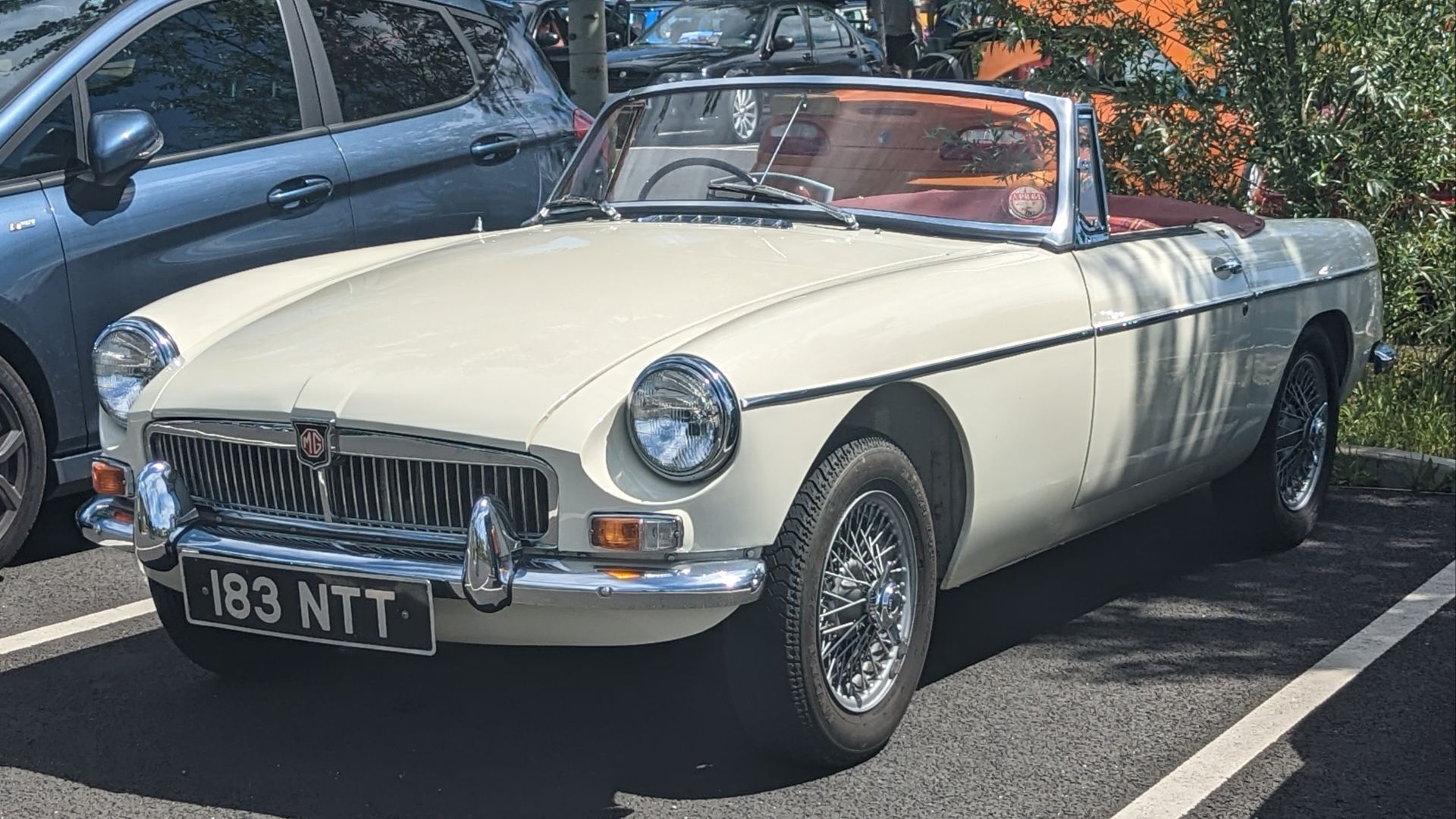 The Best Classic Cars For First-Time Collectors