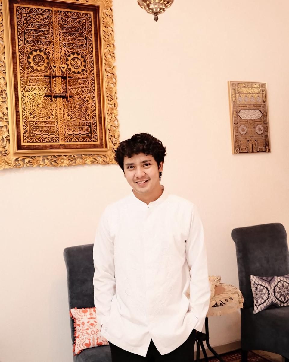 Profil Arbani Yasiz, Aktor Multitalenta Suami Raissa Ramadhani