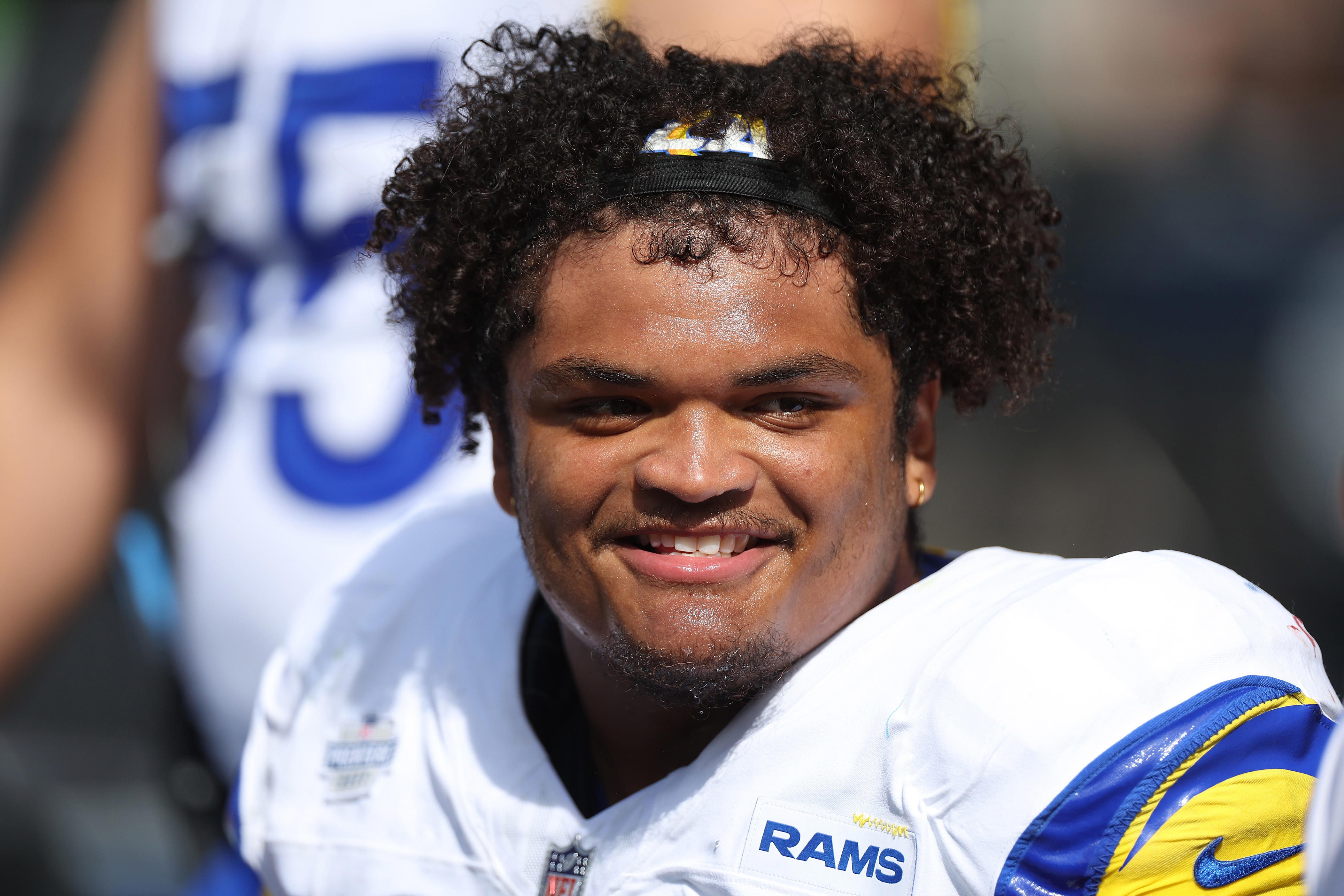 Steve Avila gave his own injury update on Twitter after Rams' win