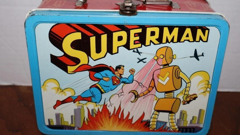 5 Vintage Lunch Boxes Worth A Lot Of Money Today