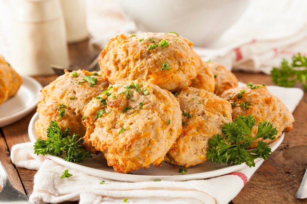 Ina Garten's Cheddar Biscuits Might Be Better Than Red Lobster's & They ...