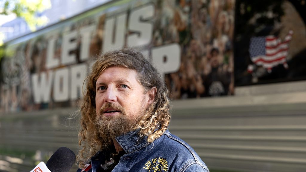 'Alberta came through': Permit approved for pro-Trump Christian singer ...