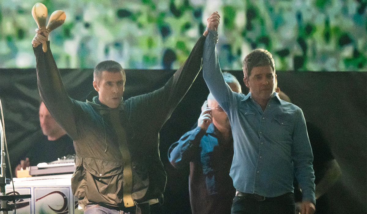 You gotta be ‘rolling in it’ as hotel prices spike ahead of this weekend’s Oasis gigs