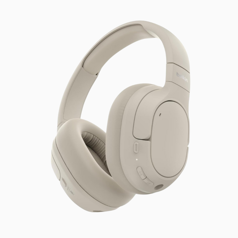 A Bunch of New Neutral Travel Finds to Grab Now