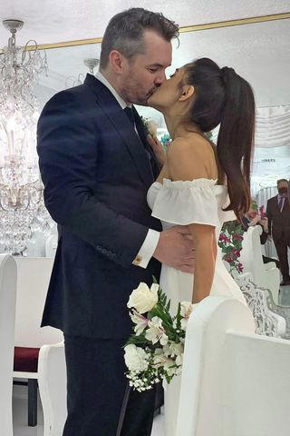 Who Is Comedian Jim Jefferies' Wife? All About Tasie Lawrence