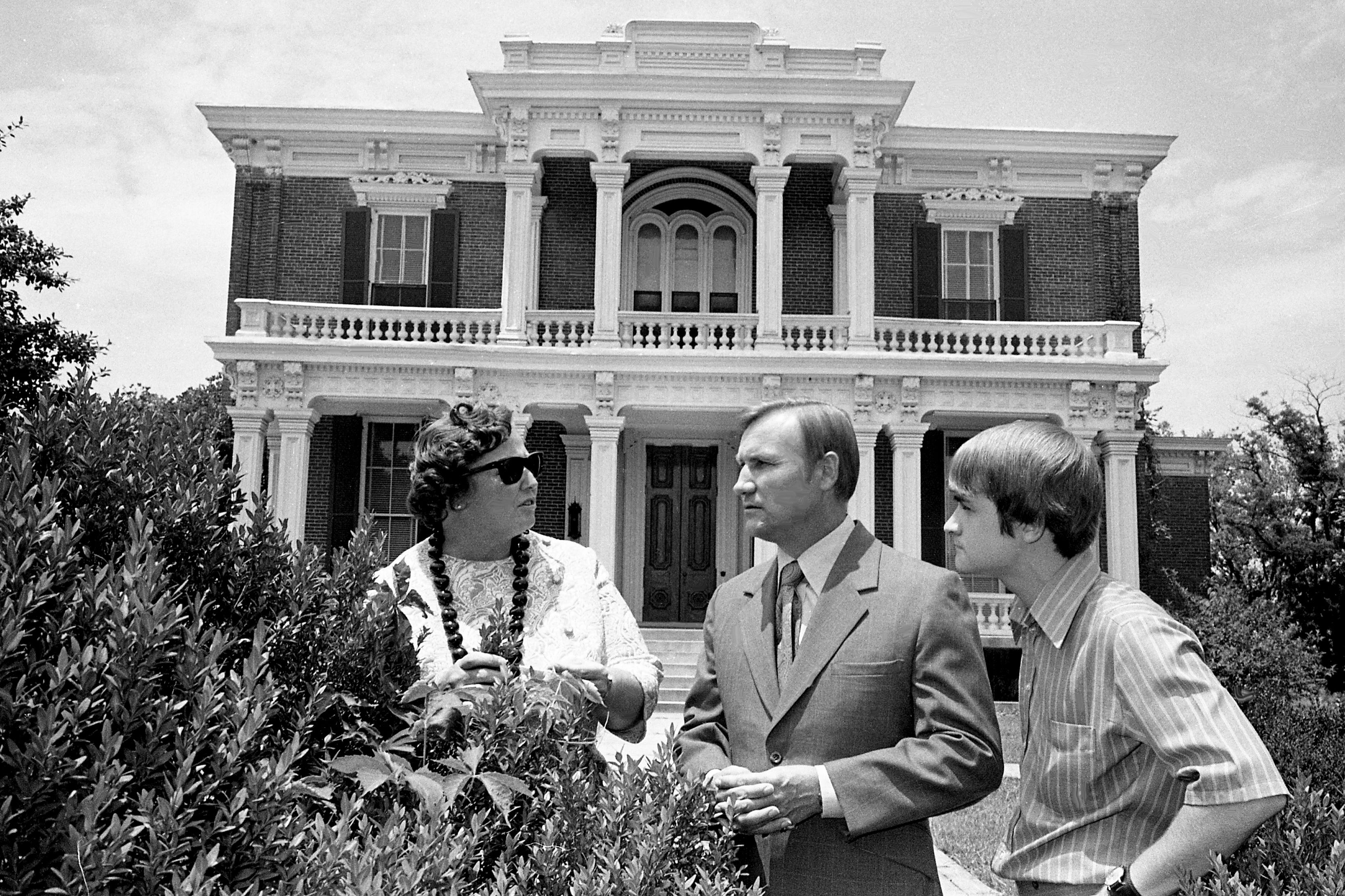 Historic Two Rivers Mansion in Donelson reopens after 2 years. See the ...