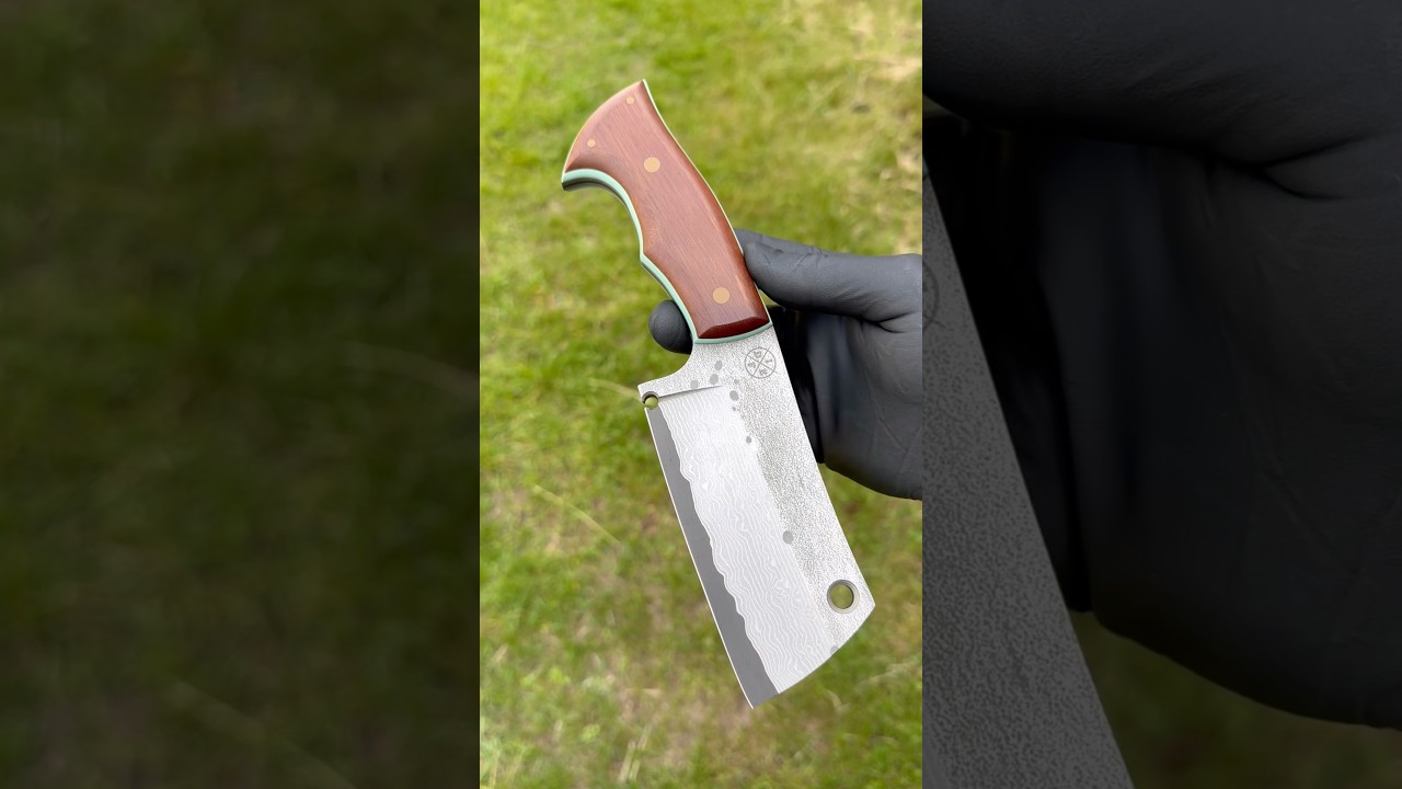 I crafted a thicc VG10 cleaver!