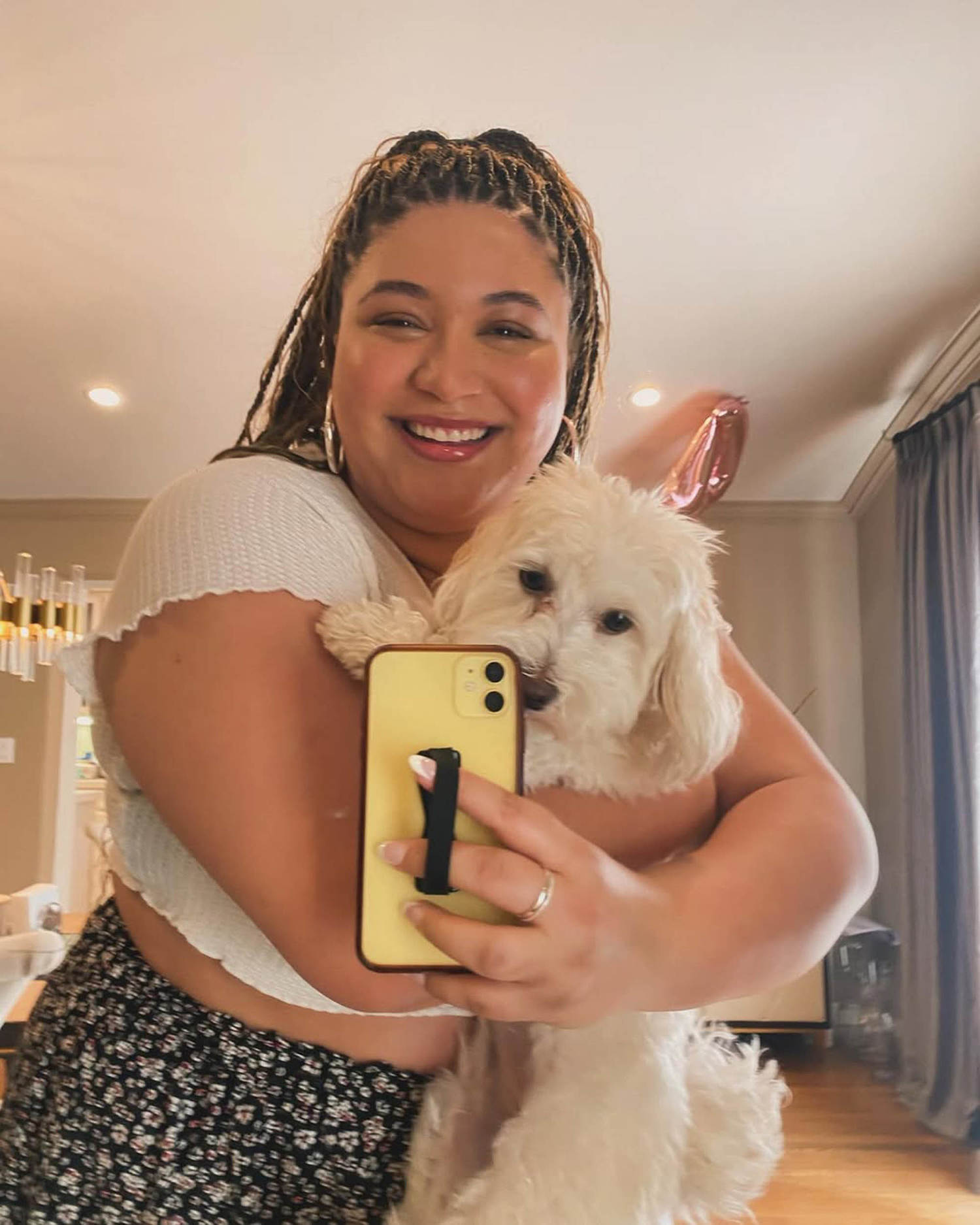 Hollywood Nepo Baby Shares the 1 Time She Used Her Famous Dad's Name to ...