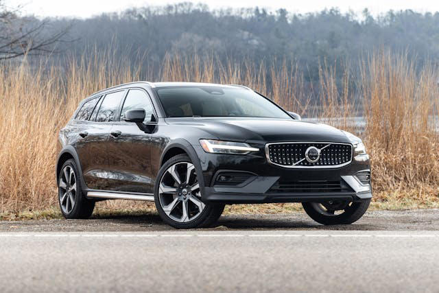 Volvo Ditches Sedans, Pares Down Range of EVs and Wagons