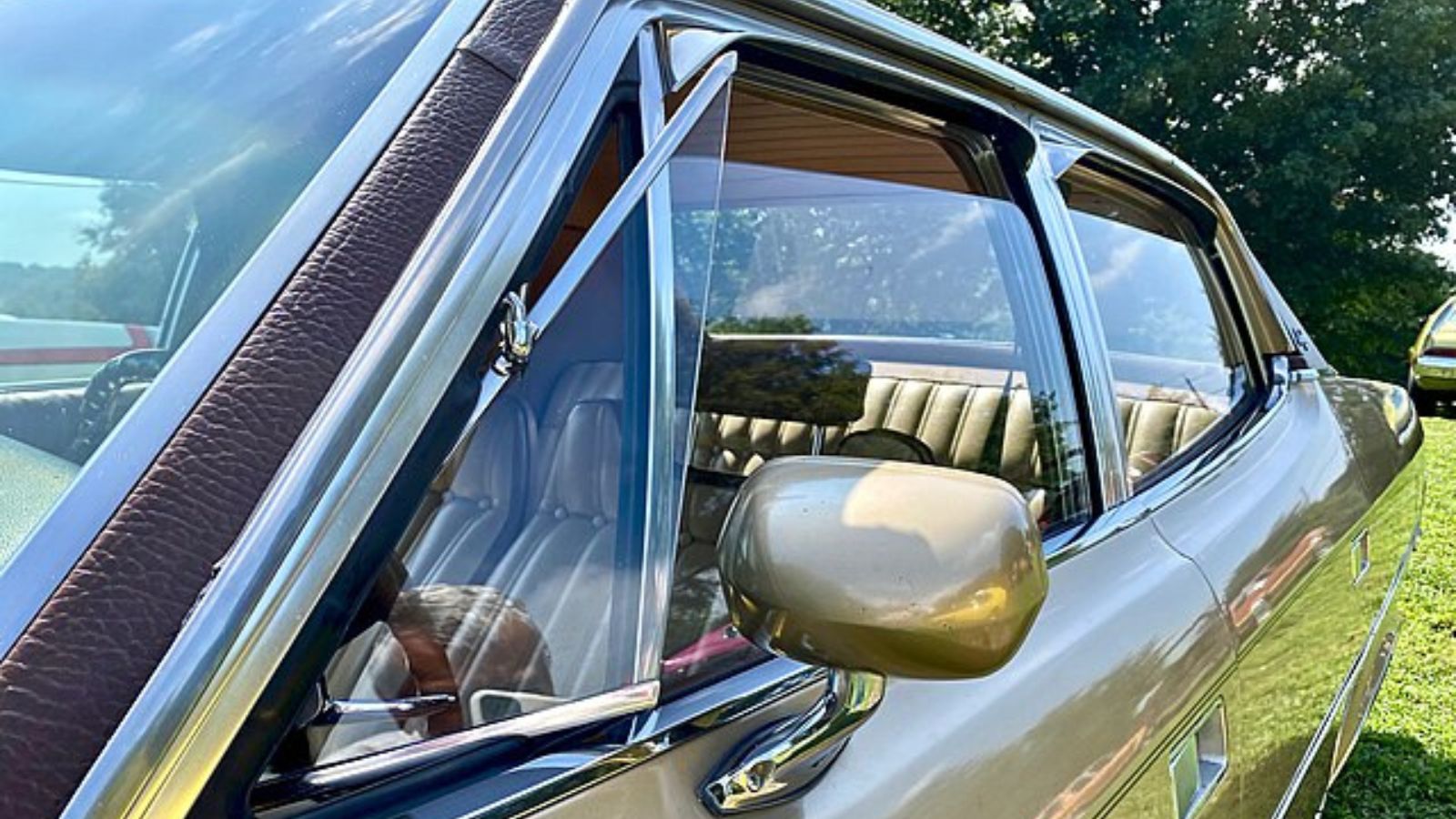 Remember These? 8 Car Features You’ll Never See Again