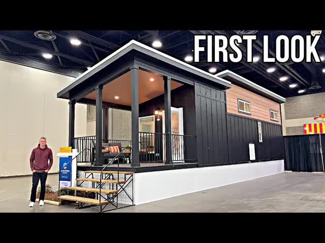 I found a cottage style prefab home at the home show!