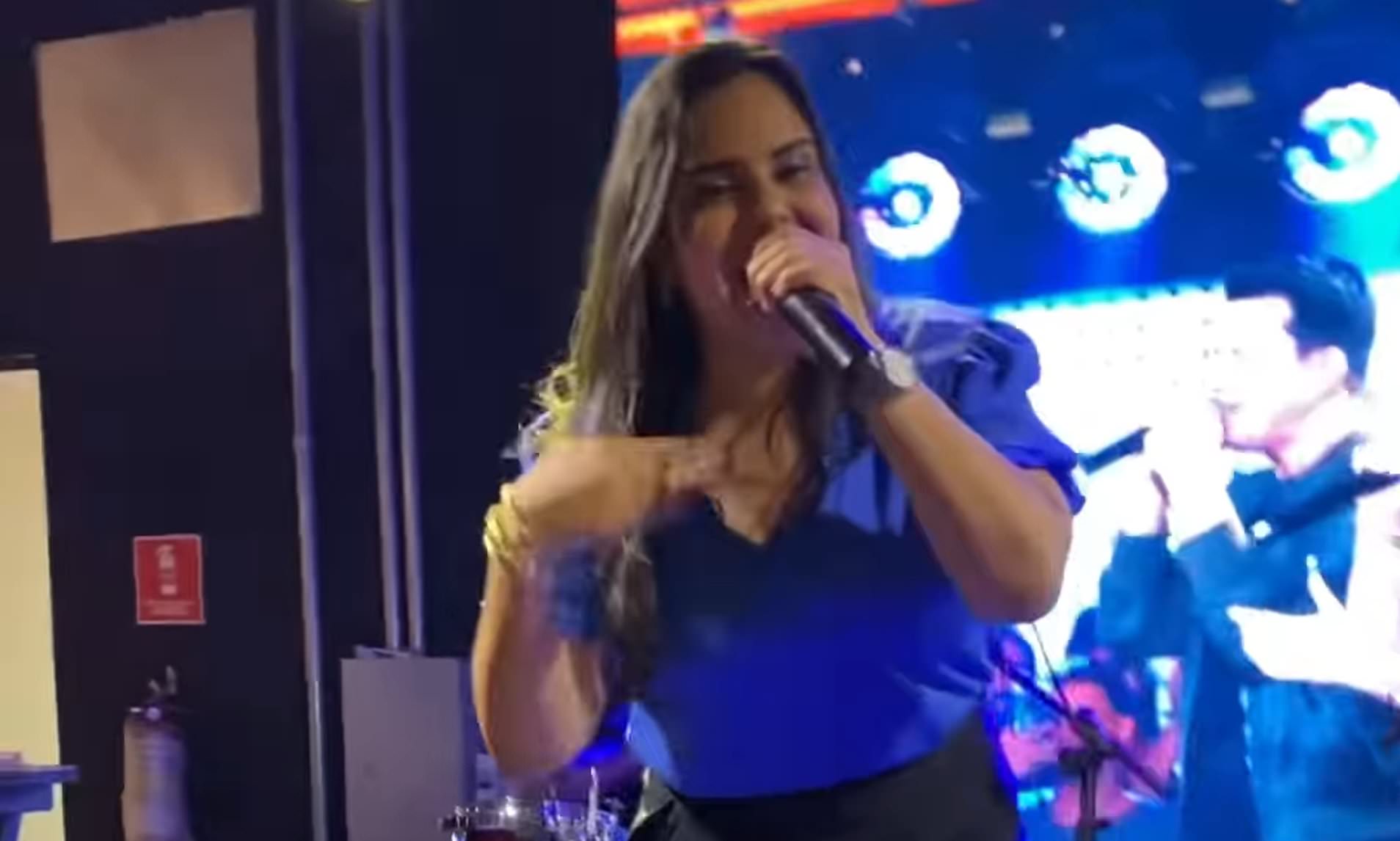 Singer, 39, drops dead just hours after live performance