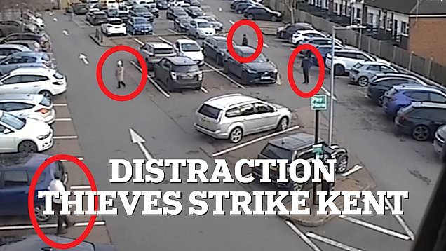 'Distraction thieves' gang up to steal cash from man in Kent