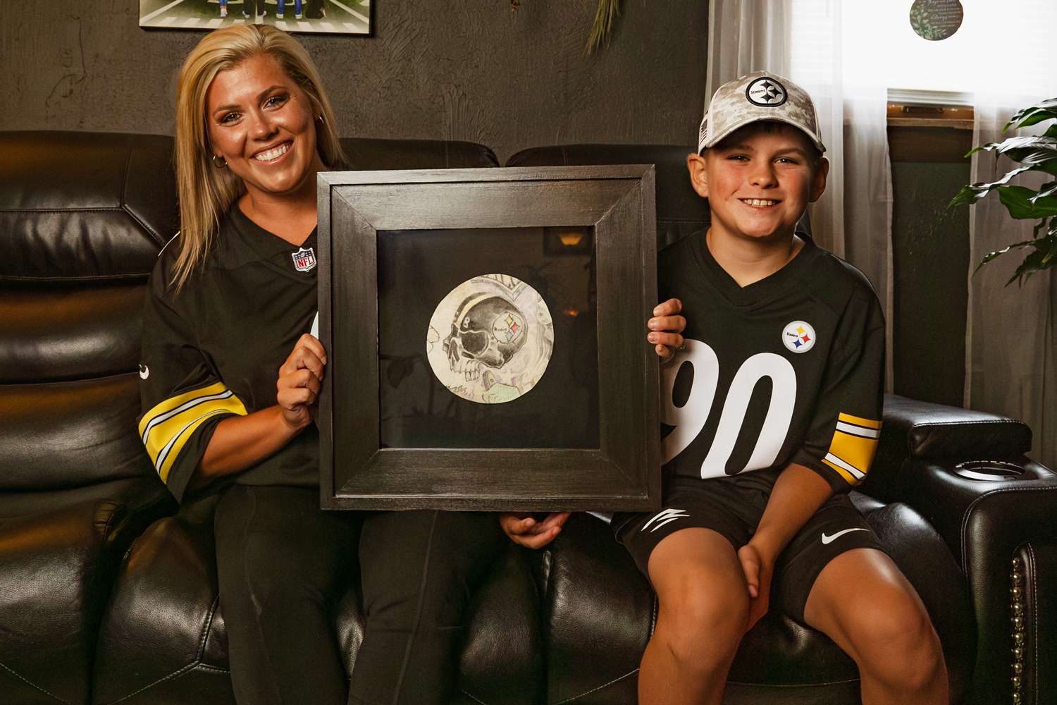 Woman Frames Husband's Tattooed Skin After His Death to Preserve His ...