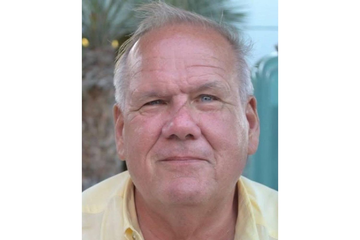 Dad Dies From Flesh-Eating Bacteria After Scratching His Leg on Boat ...