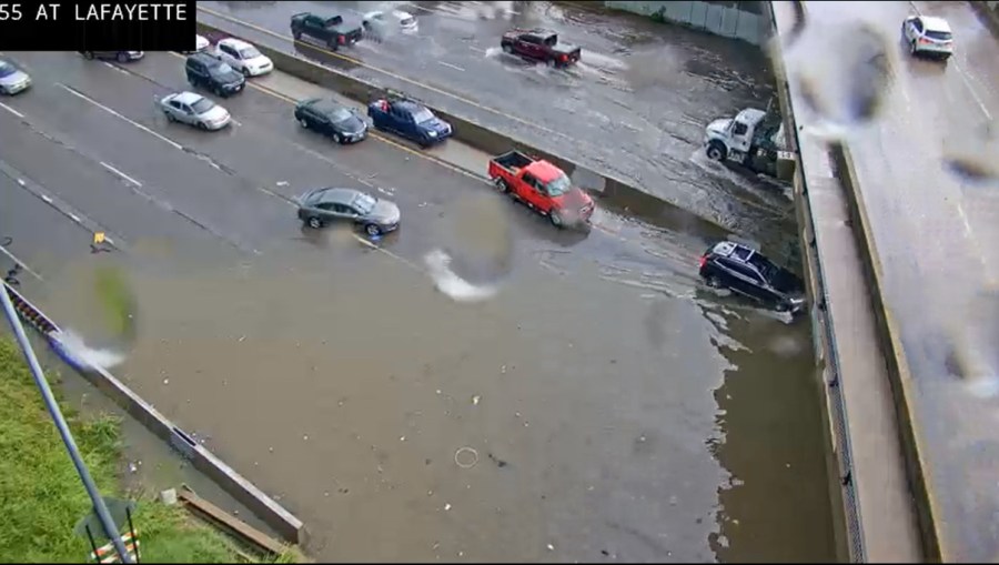Flash flood warning in St. Louis; flooding now after heavy rain