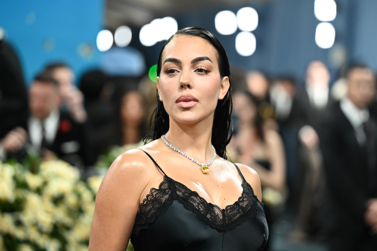 Georgina Rodriguez’s 2025 Net Worth Revealed: Income, Brand Deals ...