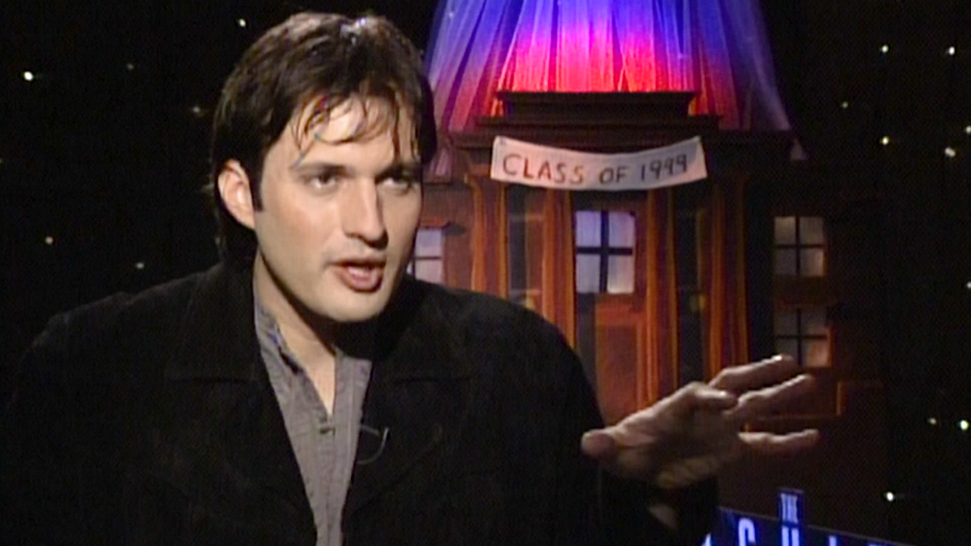 Robert Rodriguez explains why he shot The Faculty in Austin and cast unknowns (1998)