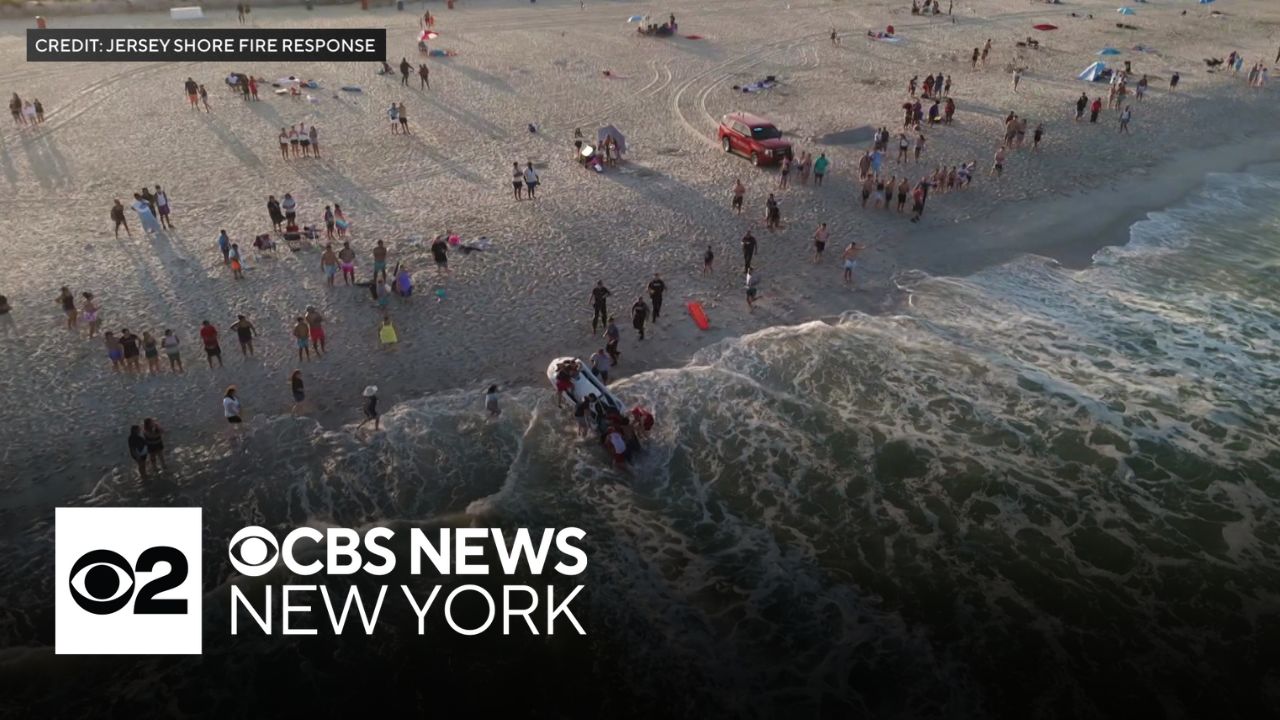 1 dead, 4 rescued from water in Seaside Heights, N.J.