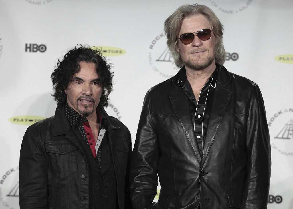 Business spat between Daryl Hall and John Oates has been resolved in ...