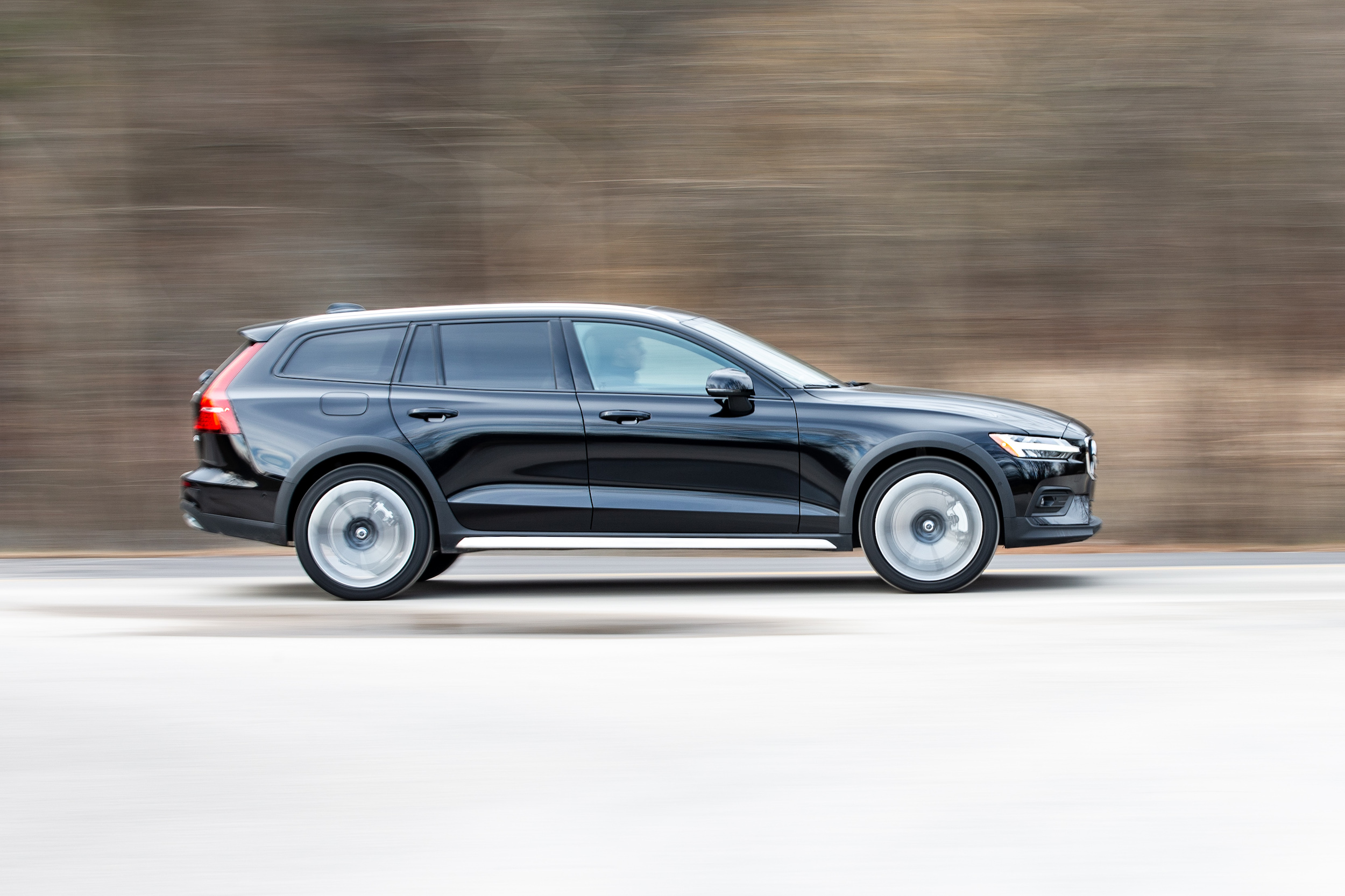 Volvo Ditches Sedans, Pares Down Range of EVs and Wagons