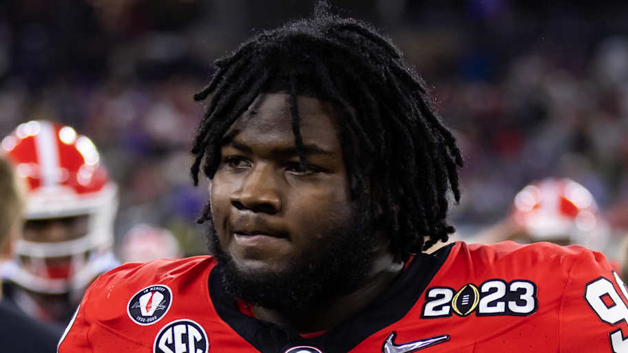 Oregon Ducks' Tony Tuioti Reveals Heartwarming Bear Alexander Story