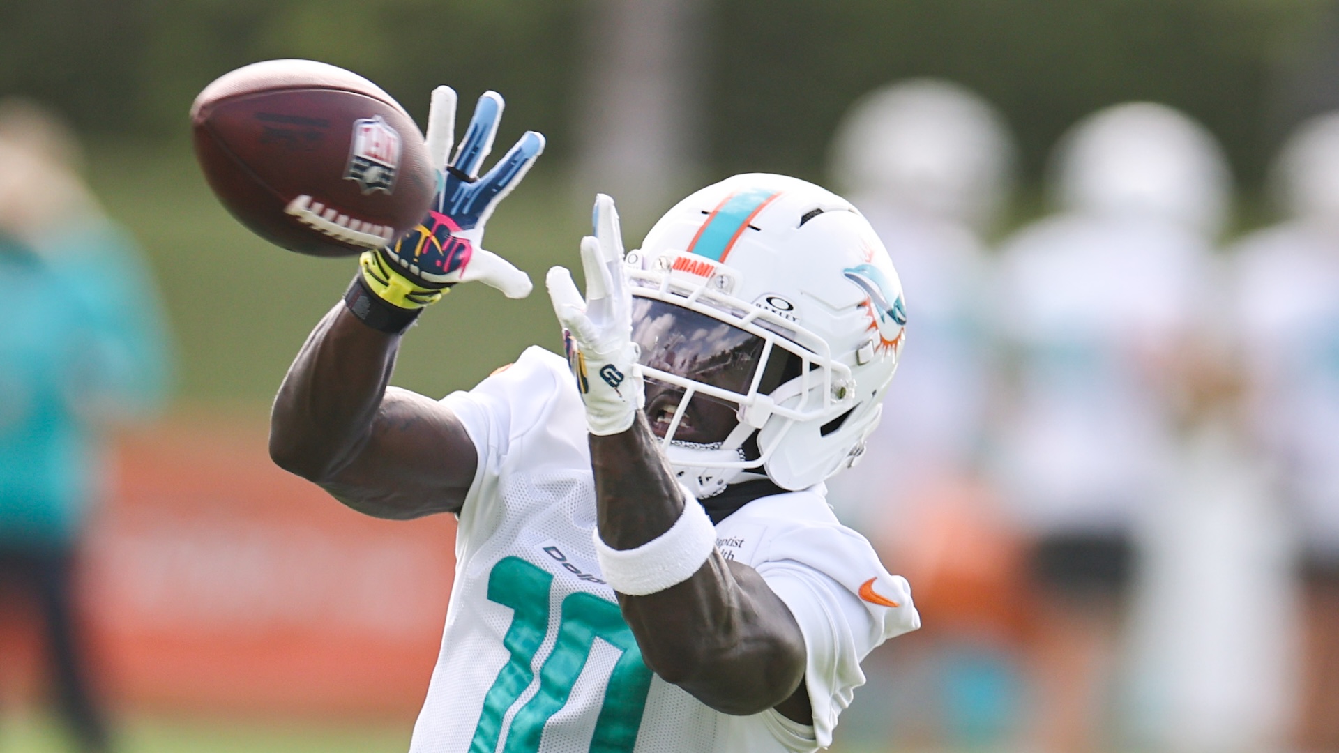 NFL Trade Proposal Ships Steelers WR Tyreek Hill for Edge Rusher, Draft Picks