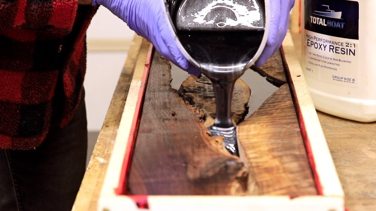 Make beautiful shelves from live edge wood 🌳