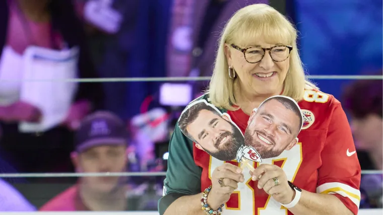 Travis Kelce family tree: Meet fiancee Taylor Swift, Eagles legend ...