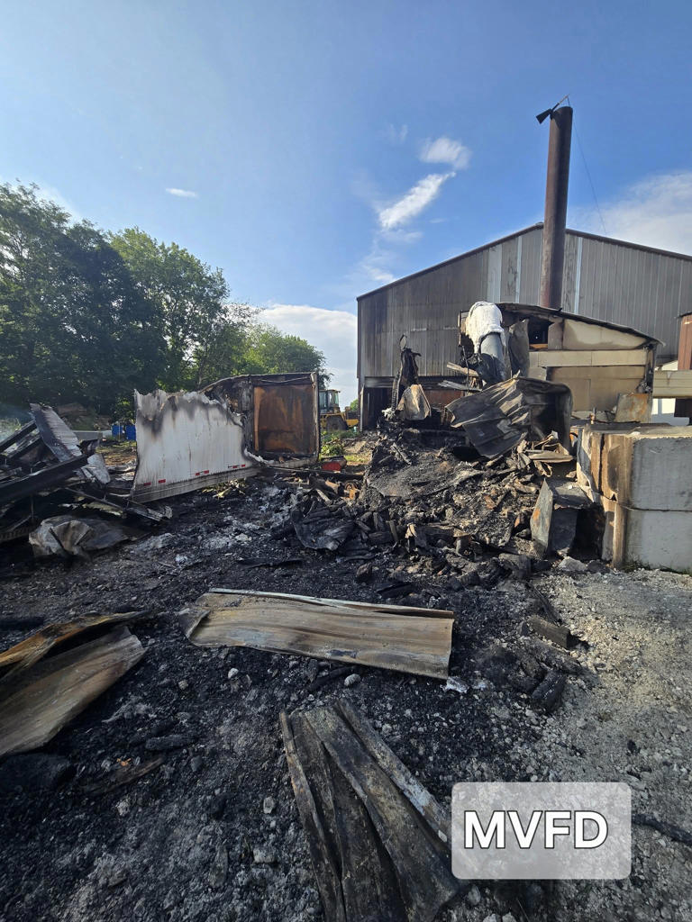 Large overnight fire at Amish business in Parke County