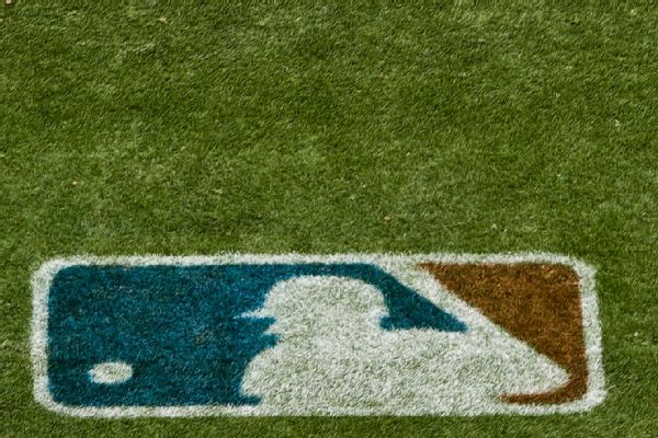 MLB owners propose first salary cap since 1994 strike