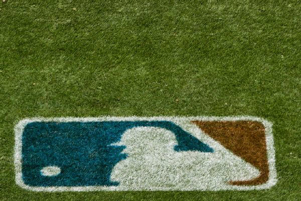 MLB owners propose first salary cap since 1994 strike