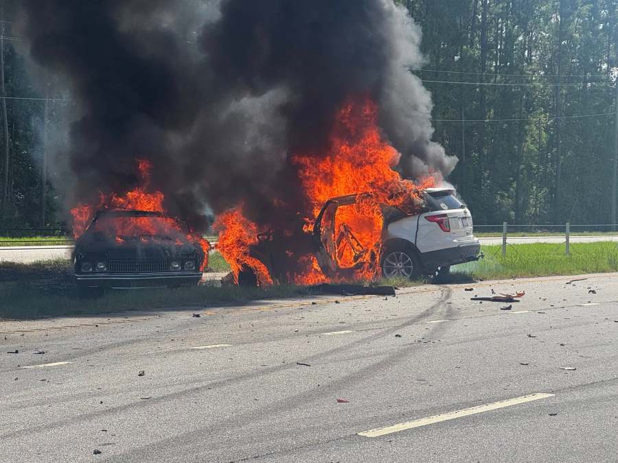 Effingham County crash leaves cars in flames, none injured