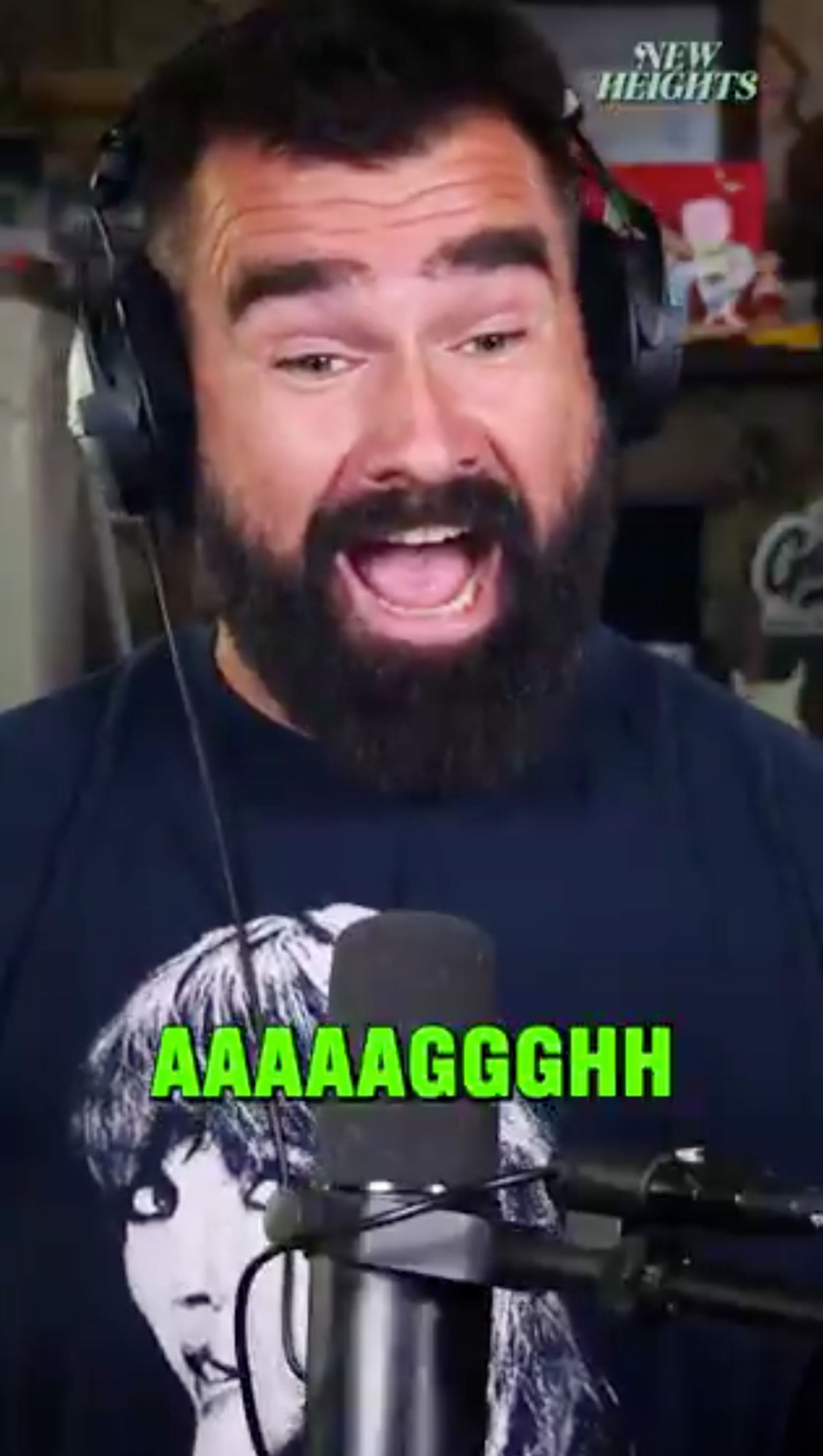 Jason Kelce debuts facial hair transformation in Taylor Swift’s ‘New ...