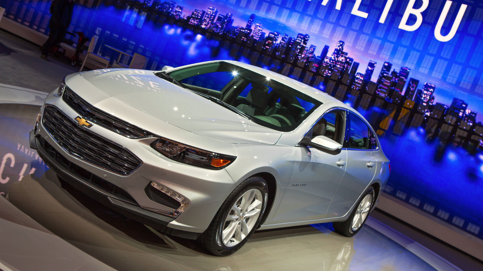 25 Cars That Canadian Dealerships Can’t Give Away Anymore