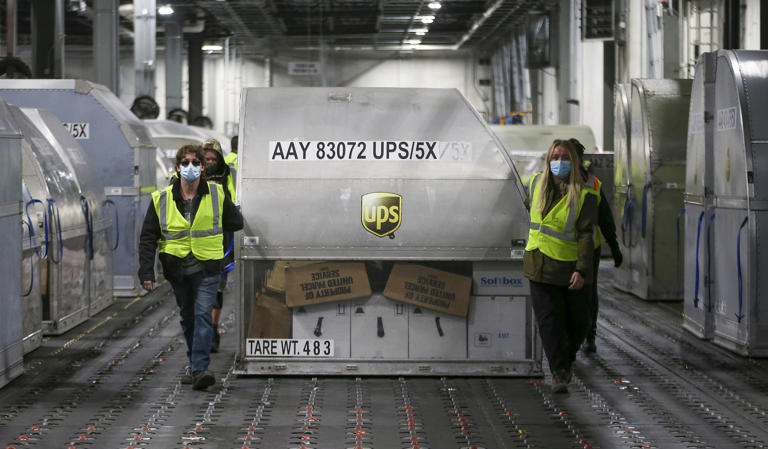 UPS Avoids Teamsters Strike at Largest Air Hub as Union Further Slams ...