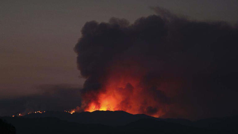 Gifford Fire grows to more than 122,000 acres as it shifts west in SLO ...