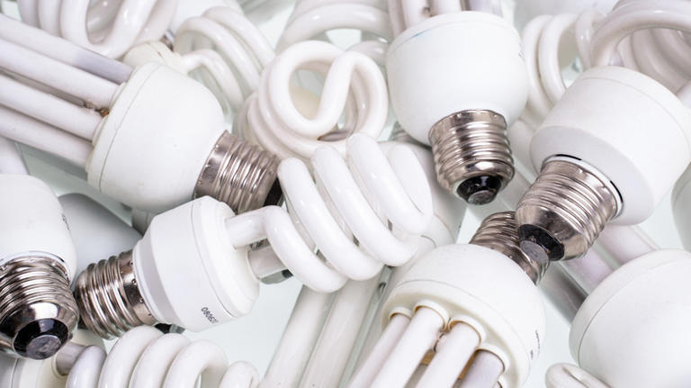 Still Using CFL Light Bulbs? Here's Why You Should Stop