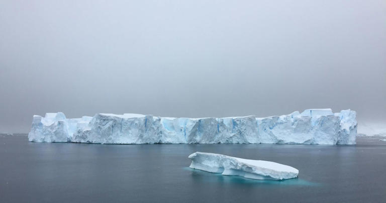 The World’s Largest Iceberg Is Stuck Again, And This Time The Weather ...