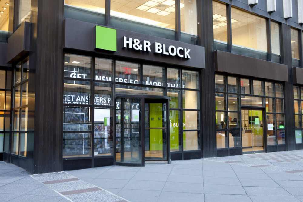 H&R Block Stock Inches Up After Mixed Earnings Report