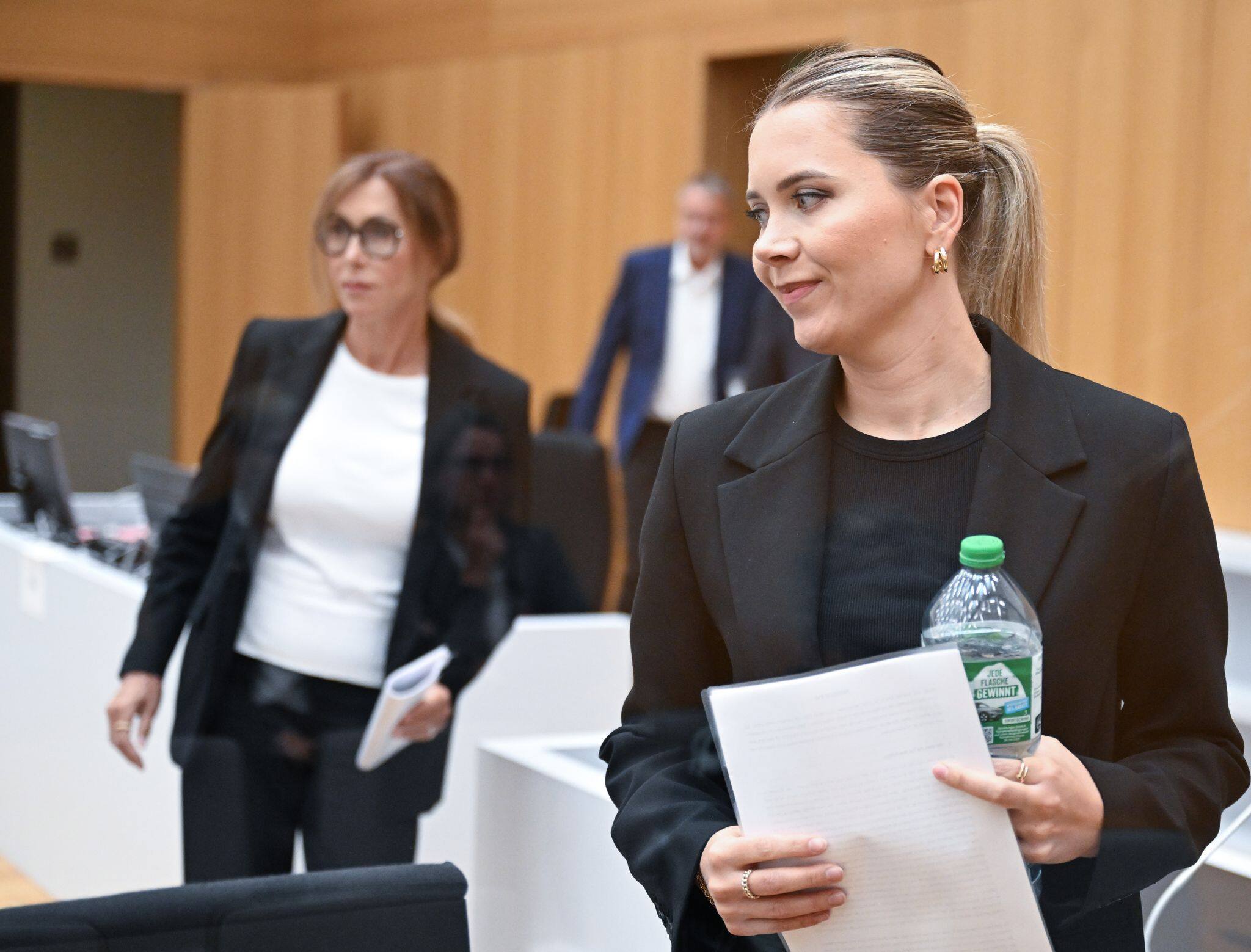 Mannheim: Mutter von getötetem Polizisten Rouven Laur sagt bei Prozess ...