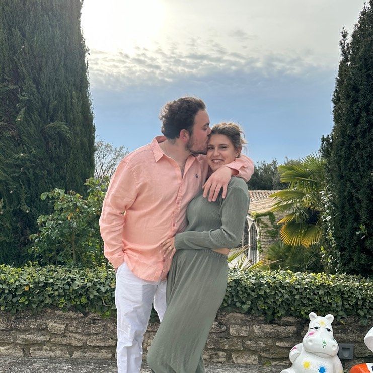 Meet Shania Twain's private stepdaughter — inside her idyllic life in ...