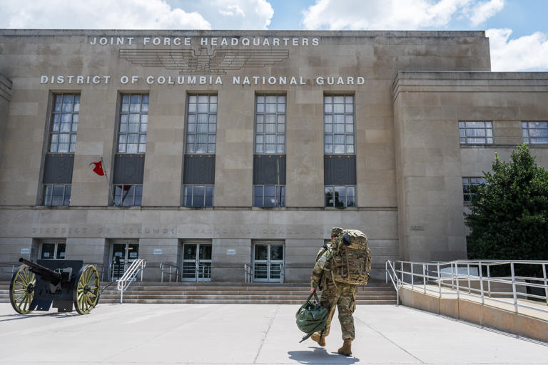 ‘Crazy!!’: How Labor Statistics staff reacted to Trump firing ...