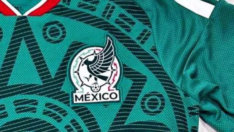 Fiery crash along the border leads to guilty plea in alien smuggling case