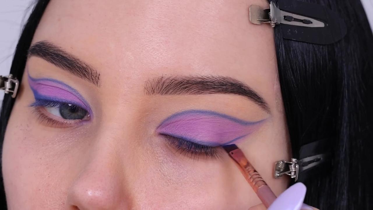 EASY Purple Graphic Liner Eye Makeup Tutorial